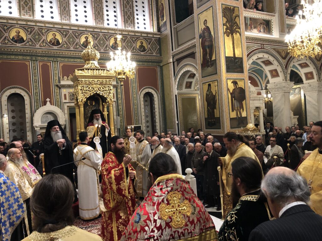 ΑΓΙΟΣ ΣΠΥΡΙΔΩΝΑΣ ΠΕΙΡΑΙΑ: Με μεγαλοπρέπεια η Λιτάνευση της Εικόνας (ΒΙ