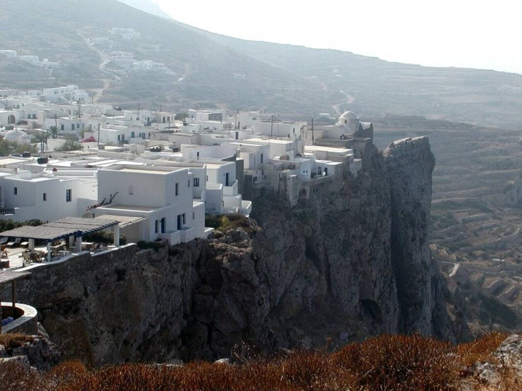 ΠΟΙΑ ΕΙΝΑΙ ΤΑ 17 ΟΜΟΡΦΟΤΕΡΑ ΕΛΛΗΝΙΚΑ ΧΩΡΙΑ