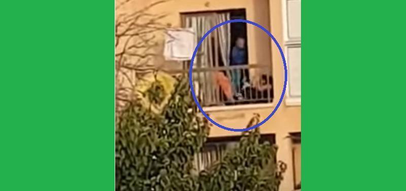 ΣΟΚΑΡΙΣΤΙΚΟ ΒΙΝΤΕΟ: Άντρας ξυλοκόπησε στο μπαλκόνι τη σύντροφο και τον ...