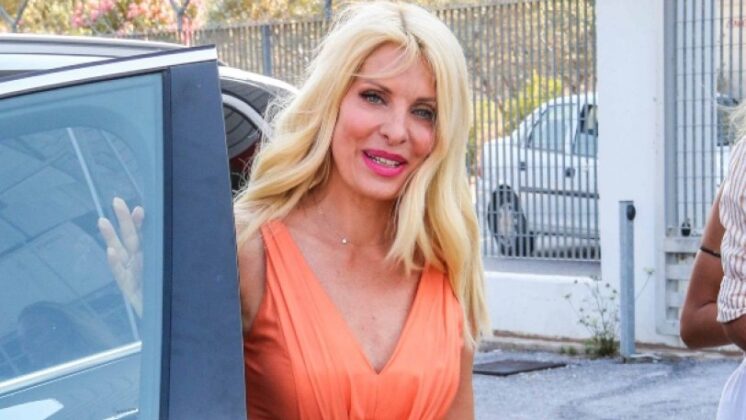 ΕΛΕΝΗ ΜΕΝΕΓΑΚΗ: Επιστρέφει με 2+2 χρόνια και «χρυσό» συμβόλαιο στο Mega ...