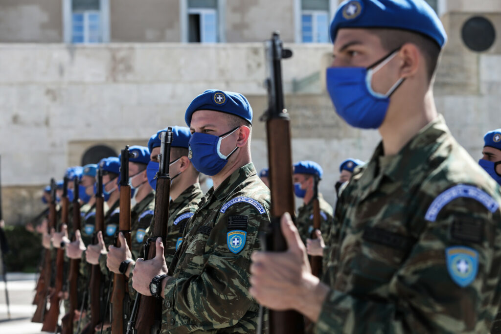 25η ΜΑΡΤΙΟΥ: Παρέλαση με έφιππους και πτήσεις με F-16 & Rafale - Ποιο ...