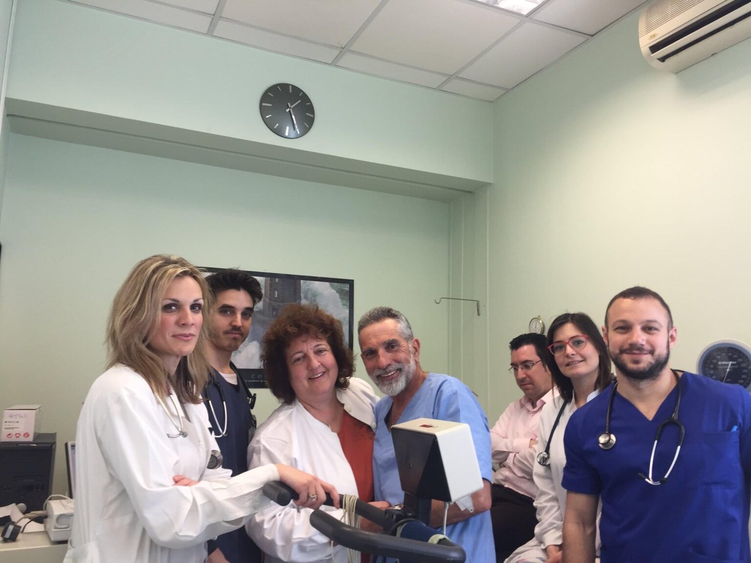 Ηλίας Μπρούντζος: Ένας Πειραιώτης Καθηγητής Ιατρικής στην κορυφή της ...