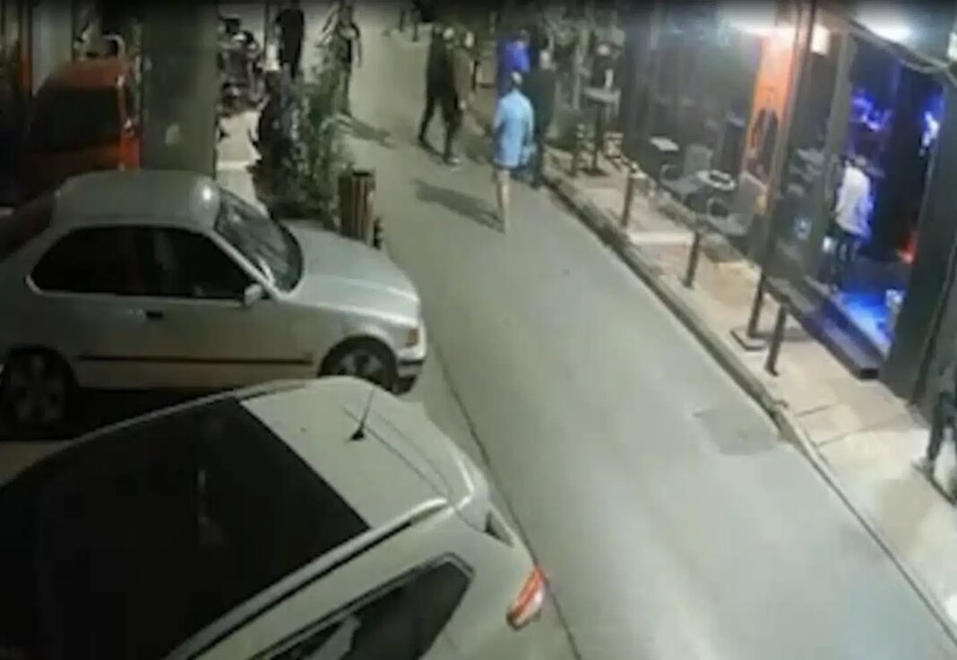 Τρεις τροφές που γίνονται το ΤΕΛΕΙΟ καθαριστικό για το σπίτι! ΠΡΕΠΕΙ να ...